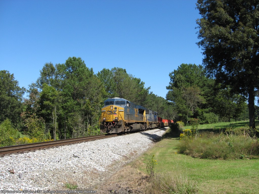 SB intermodal Q141 at MP 415